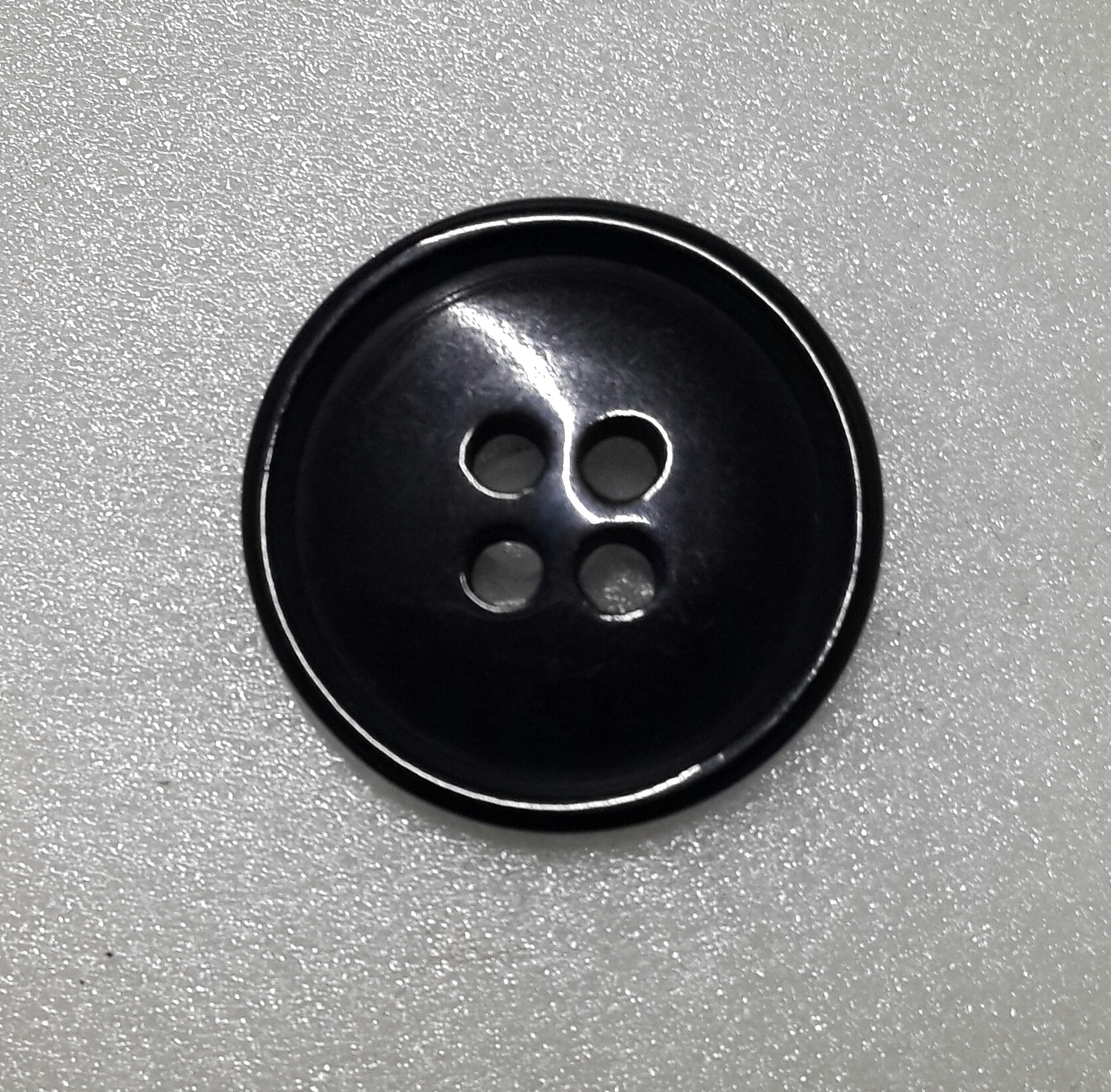 101016 Chalk Button | Sungwon Button